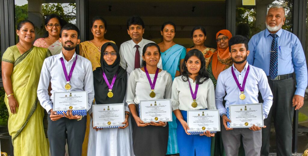 Best research paper presenters at the undergraduate student forum ...